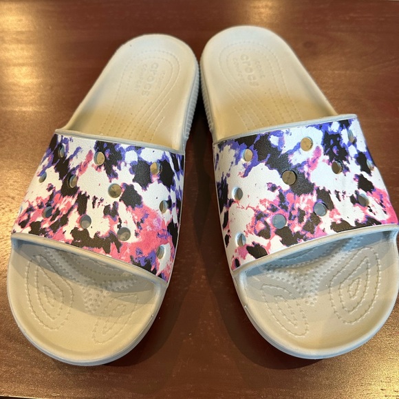 CROCS | Shoes | Iconic Crocs Comfort Traditional Slides | Poshmark